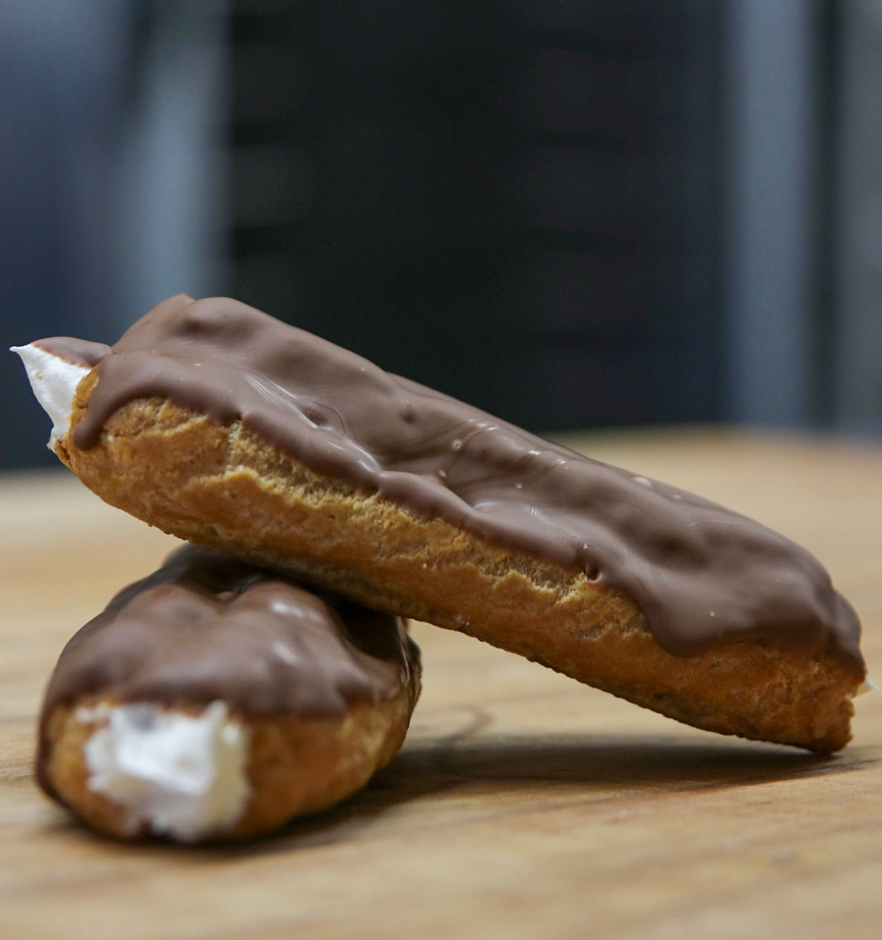Eclairs – Paris Bakery